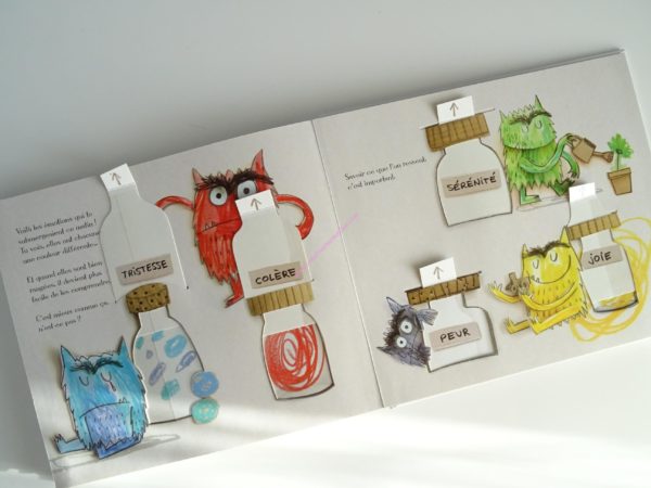 Un cahier d'activités "la couleur des émotions"